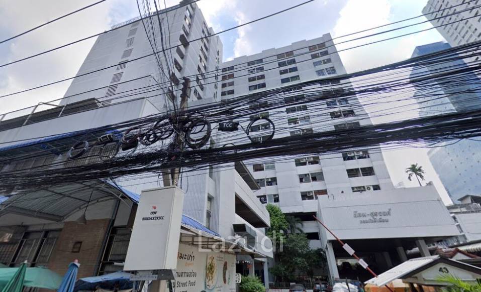 Silom Surawong in Bang Rak