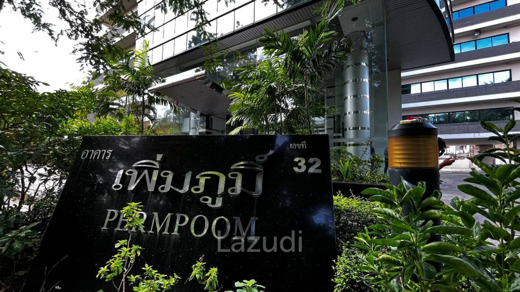 Permpoom Building for Rent in Phra Khanong