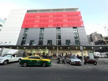 Building Real Estate for Rent in Makkasan, Ratchathewi